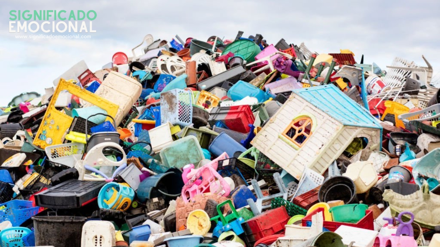 Significado Emocional de Acumular Cosas ️